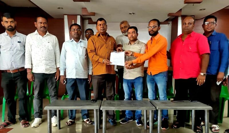 भूमाफियाओं से तालाबों को बचाने के लिए आंदोलन छेड़ेगी आजसू, सीपी चौधरी ...