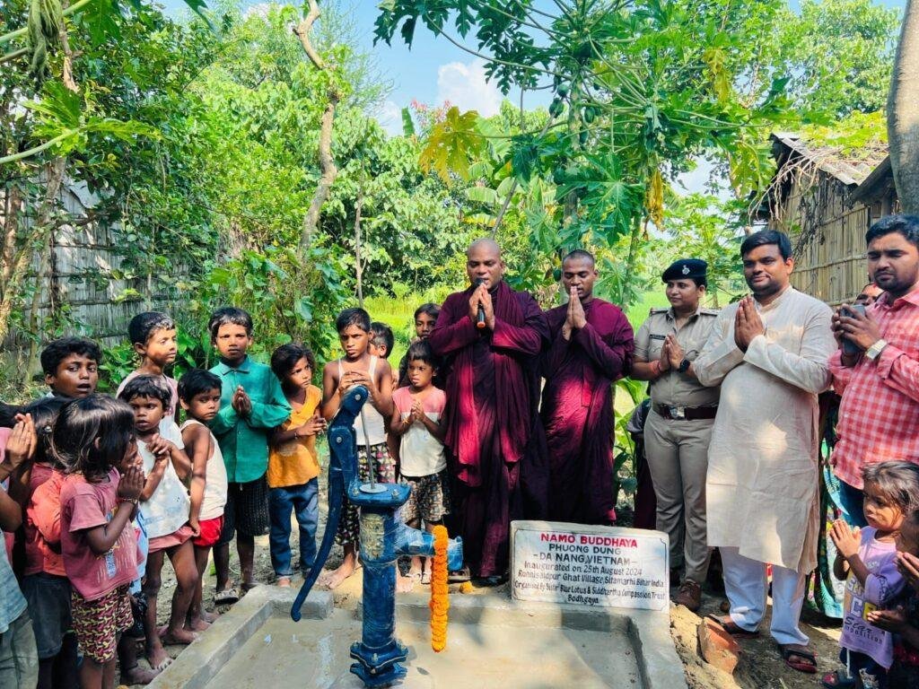 बिहार के 'चापाकल मैन' से मिलिए, झारखंड से नेपाल बॉर्डर तक 500 गांवों ...